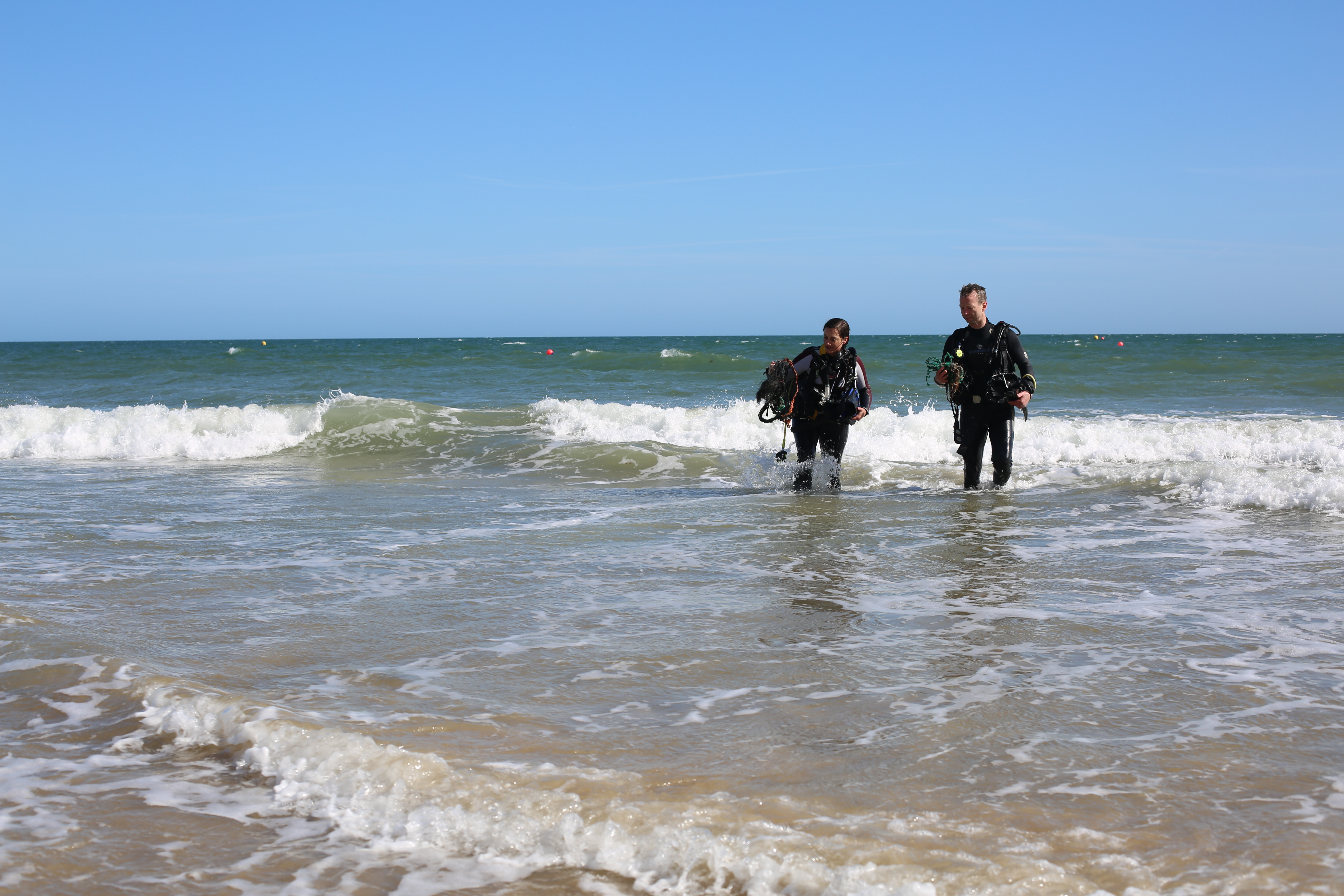 Fishing litter travels nearly 3,000 miles from North America to Scotland